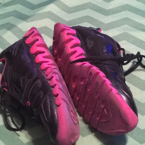 Reeboks | Shoes | Reebok Zig Zags Sneakers | Poshmark